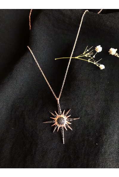 Doğu Gümüş Siyah Taşlı Kutup Kolye