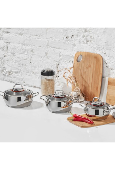 Karaca Sarıyer 6 Parça Çelik Tencere Seti Karaca Sarıyer 6 Parça Çelik Tencere Seti