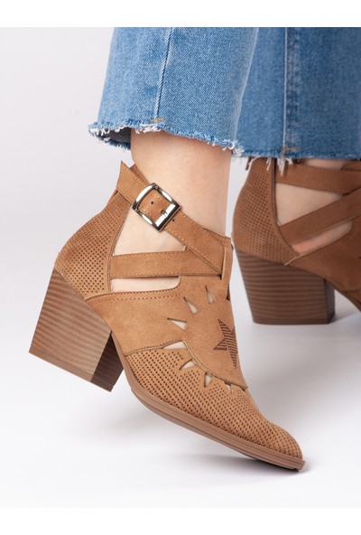 Bej Ayakkabı Valen Kadın Lazer Yıldız Desenli Toka Ayarlı Arkadan Fermuarlı Camel Ayakkabı Bej Ayakkabı Valen Kadın Lazer Yıldız Desenli Toka Ayarlı Arkadan Fermuarlı Camel Ayakkabı
