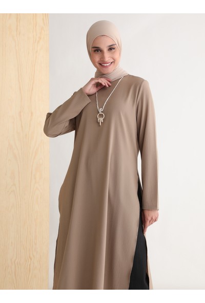 Kolye Detaylı Tunik&pantolon Ikili Takım - Vizon - Tavin Kolye Detaylı Tunik&pantolon Ikili Takım - Vizon - Tavin