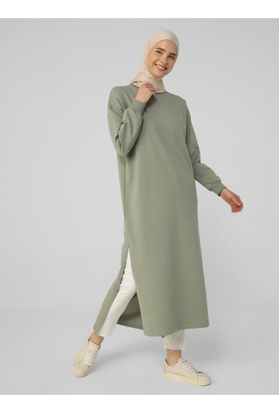 Yırtmaç Detaylı Basic Tunik - Kekik - Refka Basic Yırtmaç Detaylı Basic Tunik - Kekik - Refka Basic