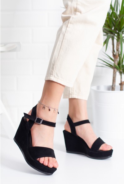 Lenay Kadın Siyah-Süet Dolgu Topuklu Ayakkabı Lenay Kadın Siyah-Süet Dolgu Topuklu Ayakkabı