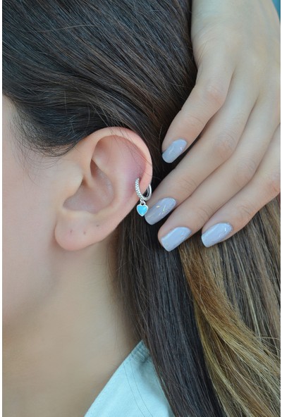 Sacce Scarves&Accessories Gümüş Rengi Mavi Kalp Sallantılı Kıkırdak Küpe Piercing Sacce Scarves&Accessories Gümüş Rengi Mavi Kalp Sallantılı Kıkırdak Küpe Piercing