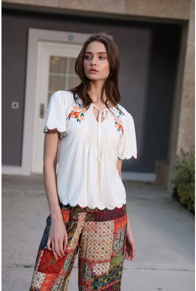 ÖzHome Tekstil 2500- Bağcık Detaylı Günlük Alt Üst Takım ÖzHome Tekstil 2500- Bağcık Detaylı Günlük Alt Üst Takım