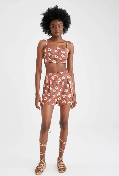 Kübra tekstil Kadın Ip Askılı Crop Top ve Mini Şort Plaj Takımı Kübra tekstil Kadın Ip Askılı Crop Top ve Mini Şort Plaj Takımı