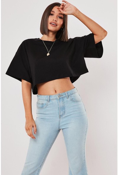 Siyah %100 Pamuk Bisiklet Yaka Crop T-Shirt