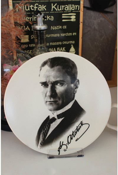 Medizzone Masaüstü Atatürk Temalı Dekoratif Tabak Tip 2