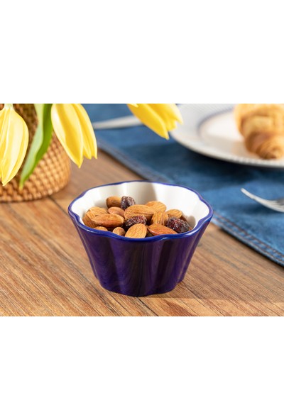 English Home Clover Blue Porselen Çerezlik 10 cm Beyaz - Mavi English Home Clover Blue Porselen Çerezlik 10 cm Beyaz - Mavi