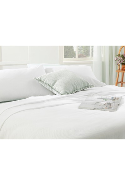 English Home Cool Stripe Soft Touch King Size Pike Seti 220 x 240 cm. Beyaz English Home Cool Stripe Soft Touch King Size Pike Seti 220 x 240 cm. Beyaz