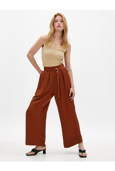 Koton Kadın Geniş Paça Pantolon Kemerli
