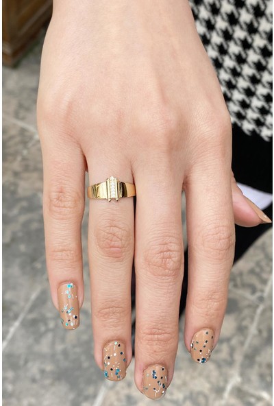 BayarGold Altın Yeni Tasarım Taşlı I Harfli Yüzük BayarGold Altın Yeni Tasarım Taşlı I Harfli Yüzük