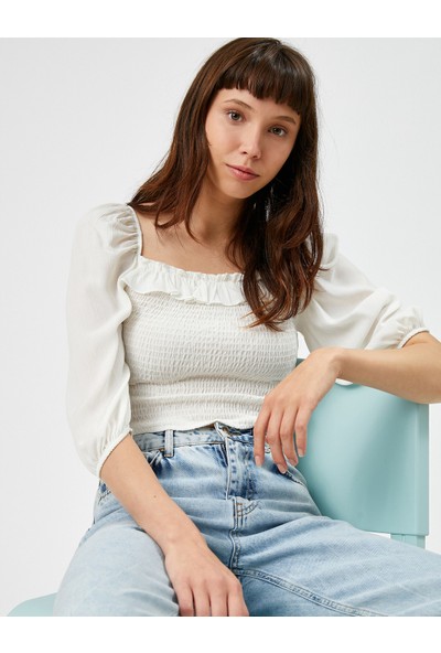 Koton Kadın Crop Bluz Fırfır Detaylı Kare Yaka