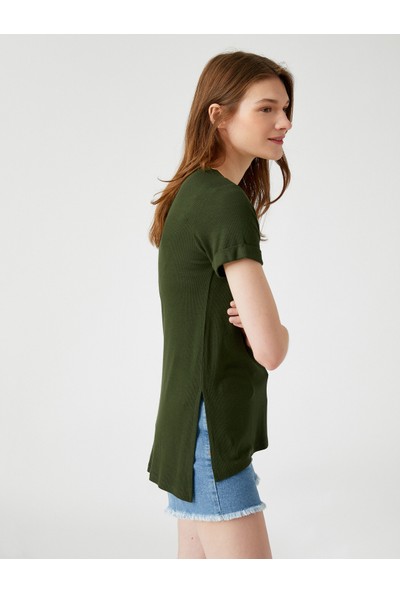 Koton Kadın Yırtmaçlı Tişört Bisiklet Yaka