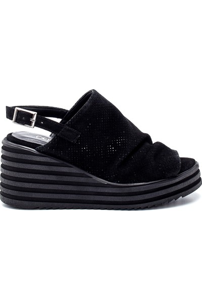 Derimod Kadın Deri Süet Dolgu Topuk Sandalet Derimod Kadın Deri Süet Dolgu Topuk Sandalet