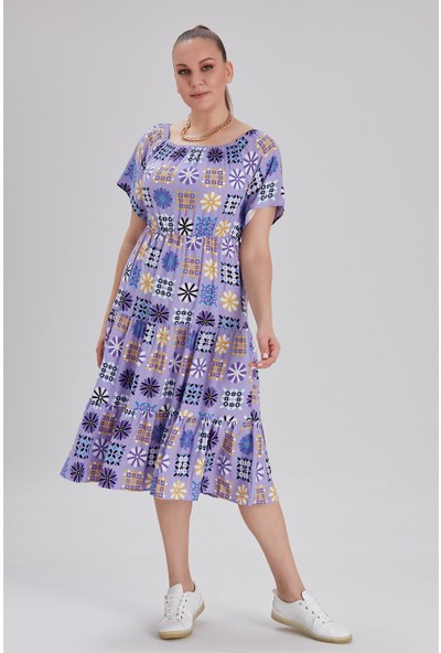 Mihramor Kadın Büyük Beden Göğüs Altı Lastikli Etek Ucu Büzgülü Çiçekli Elbise Lila