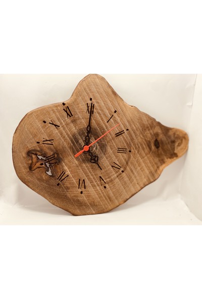 Myk Ceviz Kütüğü El Yapımı Saat Gerçek Ceviz Kütüğünden El Işemesi Ile Imal Edilmiştir