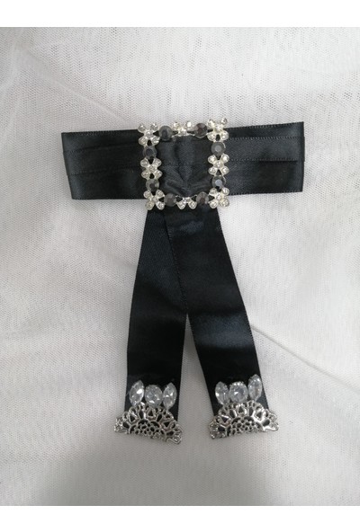 Sanat Bujiteri Kurdelalı Broş Siyah Sanat Bujiteri Kurdelalı Broş Siyah