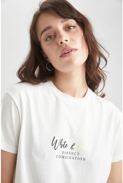 Defacto Relax Fit Slogan Baskılı Kısa Kollu Tunik Tişört V5045AZ21AU Defacto Relax Fit Slogan Baskılı Kısa Kollu Tunik Tişört V5045AZ21AU