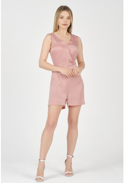 Shahiqa Saten Yüzeyli Şort Tulum Shahiqa Saten Yüzeyli Şort Tulum