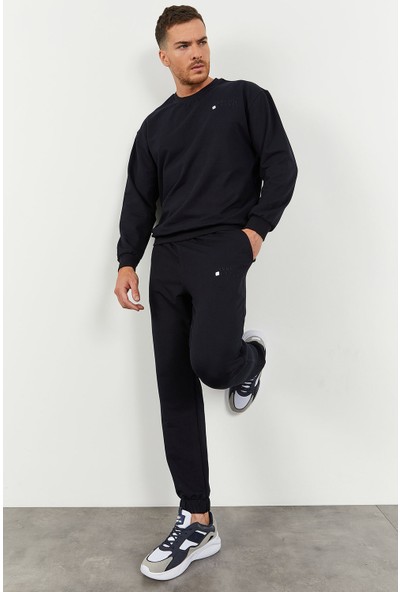 Tommy Life Lacivert Erkek Casual O Yaka Oversize Lastik Paça Eşofman Takımı - 85120 Tommy Life Lacivert Erkek Casual O Yaka Oversize Lastik Paça Eşofman Takımı - 85120