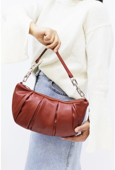 Myroka Kat Dikişli Zincir Detaylı Çanta Kiremit