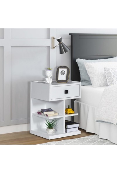 Lodestar Eliza Komodin