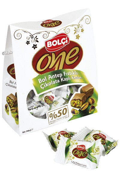 Bolçi One Sütlü Antep Fıstıklı Bolu Çikolatası 240 gr Bolçi One Sütlü Antep Fıstıklı Bolu Çikolatası 240 gr