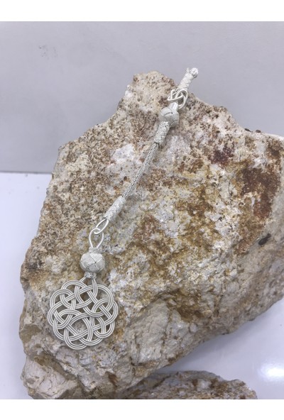 Kazzaze Aşk Düğümü Gümüş Tekli Püskül