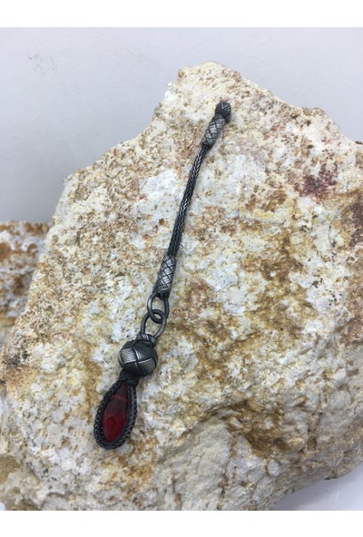 Kazzaze Kırmızı Taşlı Kısa Oksitli Gümüş Tesbih Püskülü