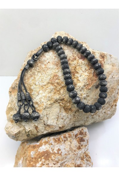 Kazzaze Kazaziye El Örgüsü Orta Boy Oksitli Gümüş Tesbih Kazzaze Kazaziye El Örgüsü Orta Boy Oksitli Gümüş Tesbih