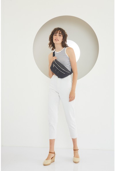 Fossil 05FS21Y216 Lacivert Bel Cantası Fossil 05FS21Y216 Lacivert Bel Cantası