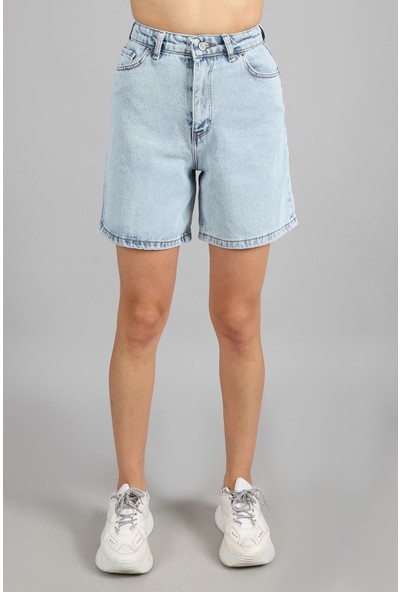 Arlin Kadın Yüksek Bel Mom Cepli Mavi Şort Arlin Kadın Yüksek Bel Mom Cepli Mavi Şort