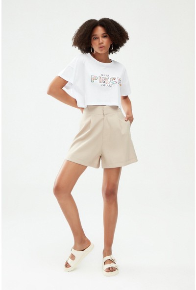 Quzu Yüksek Bel Pile Detaylı Şort Taş