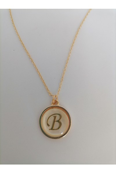 Melek Kara Sedef Harf Baskılı Kolye Melek Kara Sedef Harf Baskılı Kolye