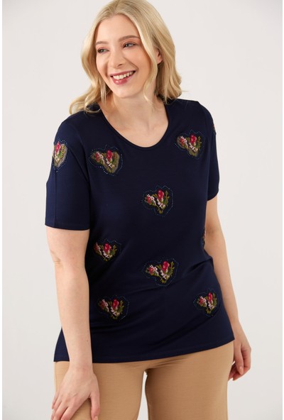Ghada Büyük Beden Lacivert Nakışlı Kadın Bluz