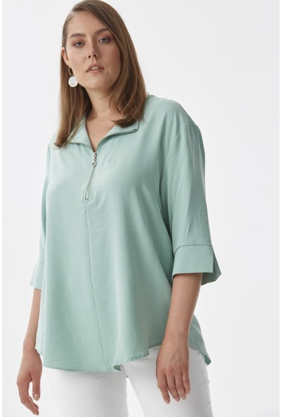Ghada Büyük Beden Yeşil Ön Yarım Fermarlı Bluz