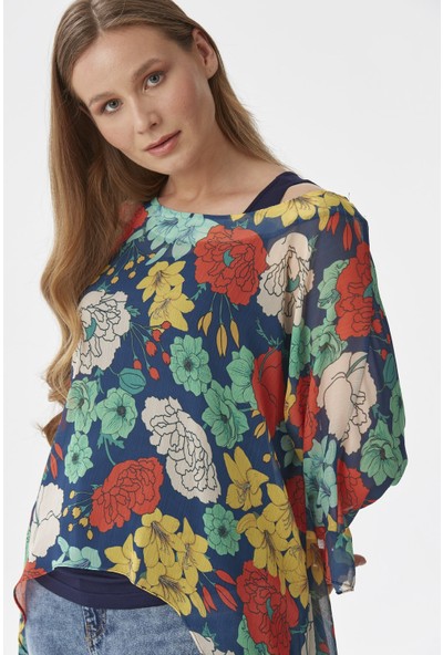 Ghada Büyük Beden Lacivert Şifon Desenli Asimetrik Bluz