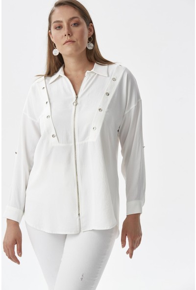Ghada Büyük Beden Ekru Ön Fermarlı Yan Kuş Gözlu Gömlek