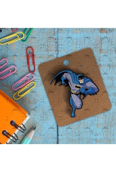 Hipder Batman Baskılı Ahşap Rozet