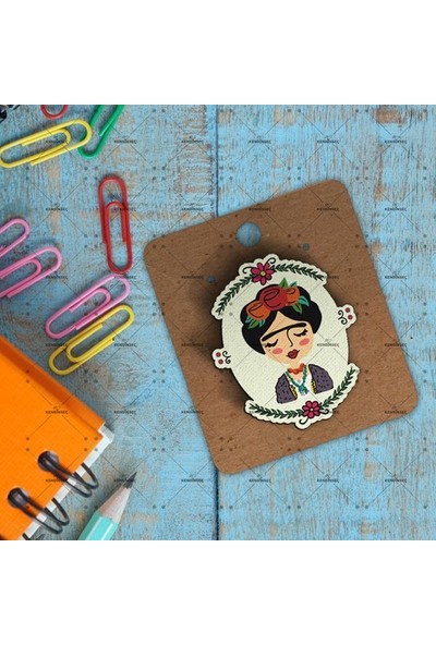 Hipder Frida Baskılı Ahşap Rozet