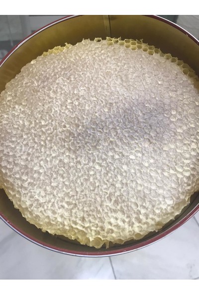 Çetin Siirt Yöresel Ürünler Ekonomik Paket 1 Kg Petek Balı 1 Kg Siirt Fıstığı Çetin Siirt Yöresel Ürünler Ekonomik Paket 1 Kg Petek Balı 1 Kg Siirt Fıstığı