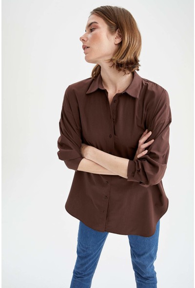 DeFacto Basic Oversize Fit Pamuklu Poplin Gömlek T8735AZ21AU DeFacto Basic Oversize Fit Pamuklu Poplin Gömlek T8735AZ21AU