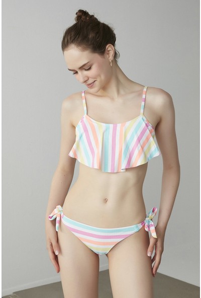 Penti Çok Renkli Macaron Crop Bikini Üstü Penti Çok Renkli Macaron Crop Bikini Üstü