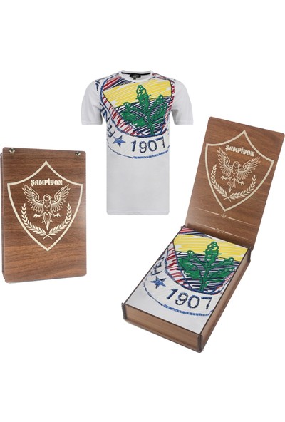 Fenerbahçe Orijinal Eskiz Logolu T-Shirt Hediyelik Ahşap Kutulu Fenerbahçe Orijinal Eskiz Logolu T-Shirt Hediyelik Ahşap Kutulu