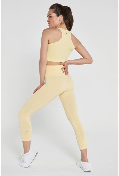 Jerf Palmi Kendinden Desenli Yuvarlak Yaka Kaplı Bra Sarı Jerf Palmi Kendinden Desenli Yuvarlak Yaka Kaplı Bra Sarı