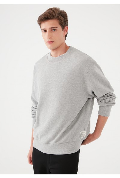 Mavi Erkek Gri Oversize Sweatshirt 066920-35010 Mavi Erkek Gri Oversize Sweatshirt 066920-35010