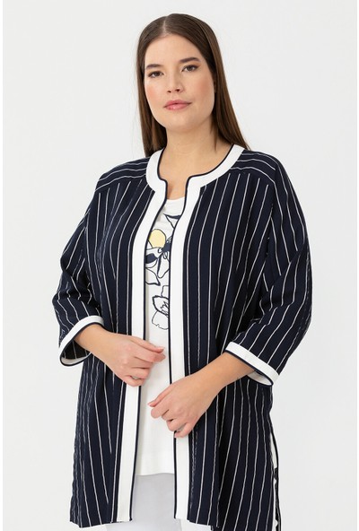 Galaxi Kadın Büyük Beden Iç Bluzlu Ceket 3054806 Lacivert Galaxi Kadın Büyük Beden Iç Bluzlu Ceket 3054806 Lacivert