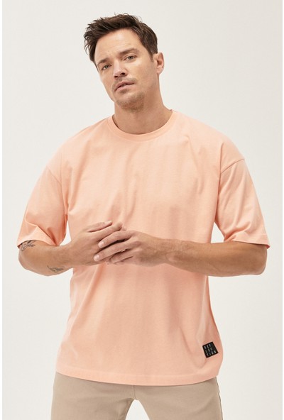 AC&Co / Altınyıldız Classics Oversize Bisiklet Yaka %100 Pamuk Tişört AC&Co / Altınyıldız Classics Oversize Bisiklet Yaka %100 Pamuk Tişört