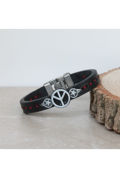 NorthShore Barış Sembolü Aksesuarlı Kırmızı Detaylı Erkek Deri Bileklik NorthShore Barış Sembolü Aksesuarlı Kırmızı Detaylı Erkek Deri Bileklik