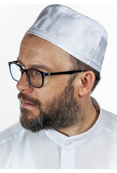 İhvan Nakış Desenli Kalıp Kumaş Takke Beyaz